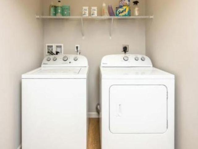 2 Br, 2 bath, Apartment 1640 East Sunrise Boulevard