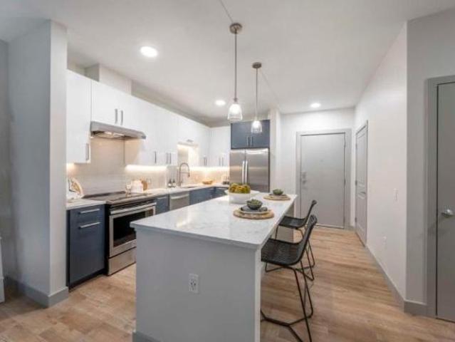 2 Br, 2 bath, Apartment 164 Lexington Road
