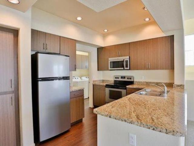2 Br, 2 bath, Apartment 16160 S 50th St
