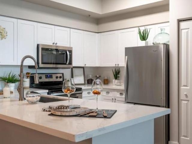 2 Br, 2 bath, Apartment 1631 South Federal Highway