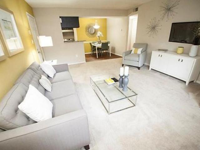2 Br, 2 bath, Apartment 1760 Northside Dr NW