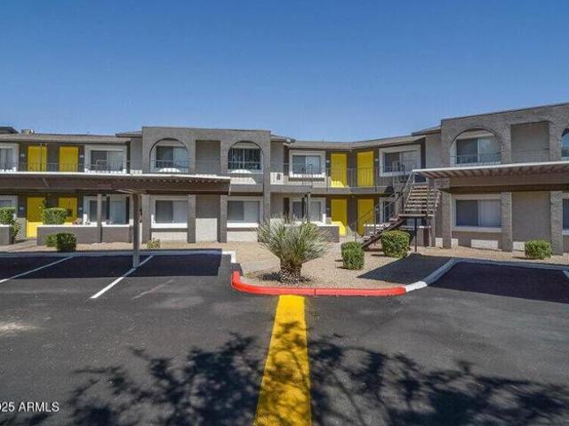 2 Br, 2 bath, Apartment 17805 N 40th Street
