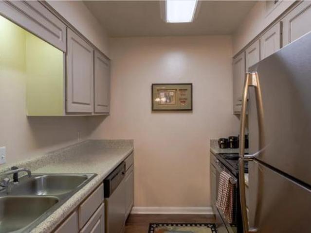 2 Br, 2 bath, Apartment 1703 Old Fannin Rd