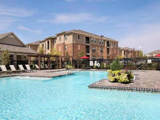 2 Br, 2 bath, Apartment 1701 Hebron Pkwy East