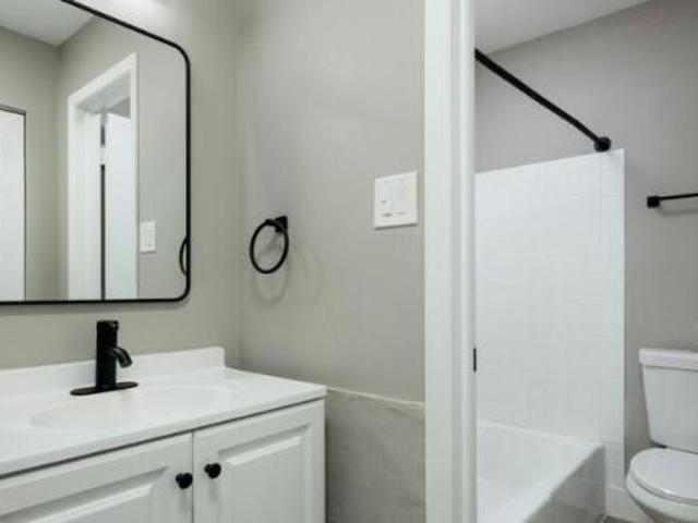 2 Br, 2 bath, Apartment 1718 W 55th Ave