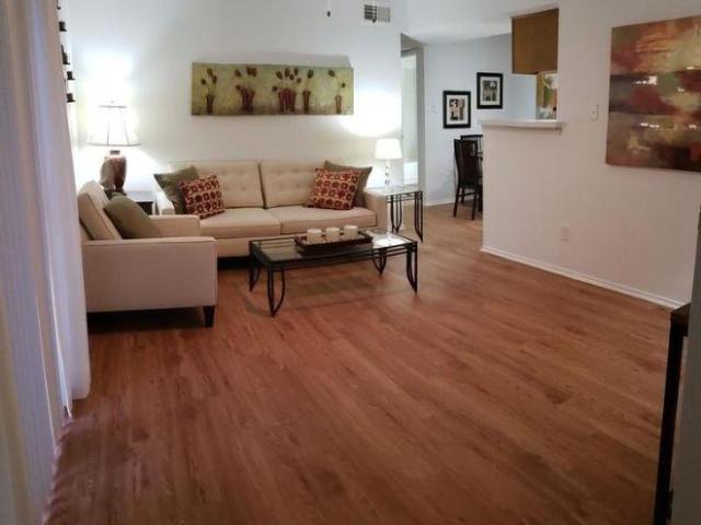 2 Br, 2 bath, Apartment 18959 Lina St