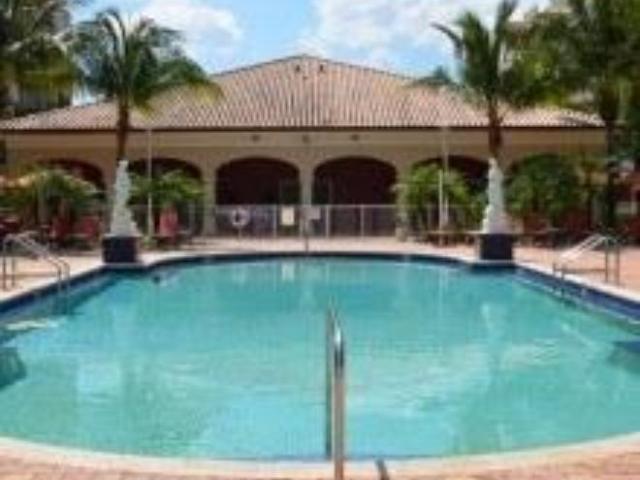 2 Br, 2 bath, Apartment 18335 NW 68 Avenue