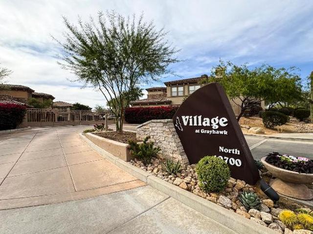 2 Br, 2 bath, Apartment 19700 N 76th St