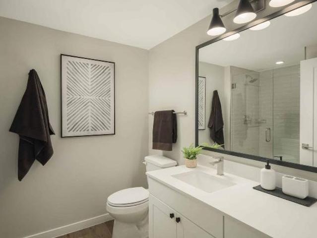 2 Br, 2 bath, Apartment 1979 E Rio Salado Pky