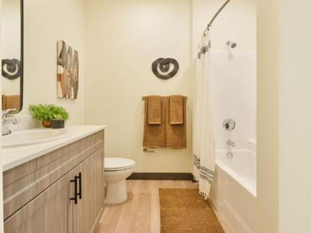 2 Br, 2 bath, Apartment 1990 Rimel Rd