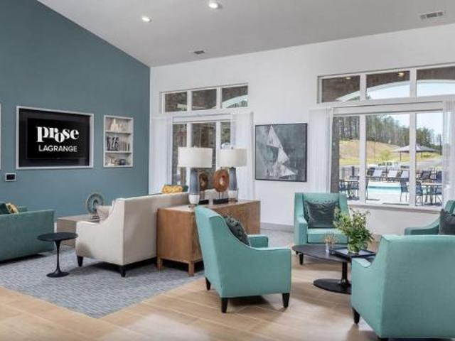 2 Br, 2 bath, Apartment 1900 Vernon St