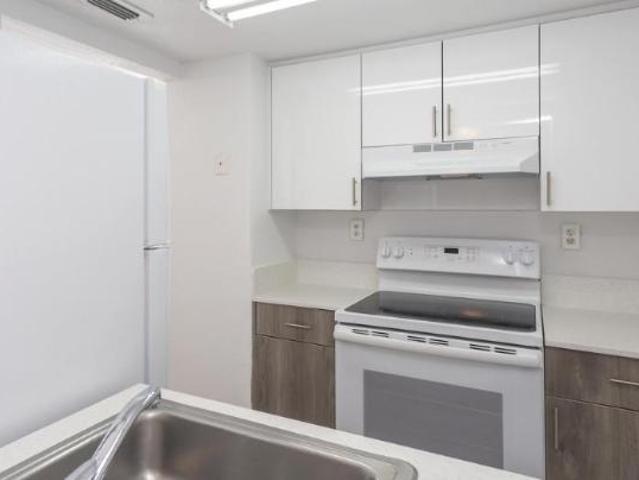 2 Br, 2 bath, Apartment 1900 SW 122nd Avenue