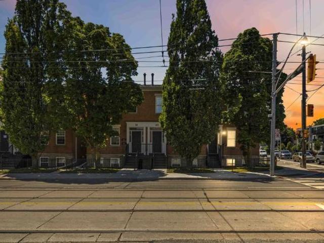 2 Br, 2 bath, Apartment 1901 A Dundas Street