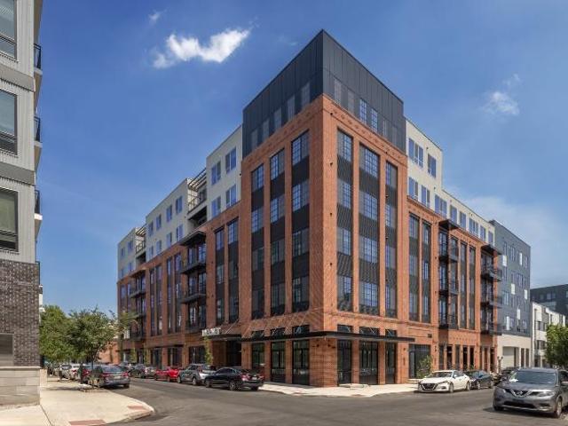 2 Br, 2 bath, Apartment 1901 East York Street