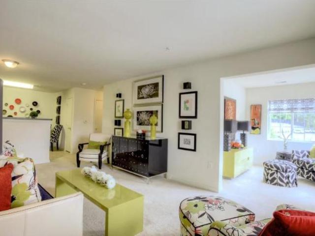2 Br, 2 bath, Apartment 1 Overton Way
