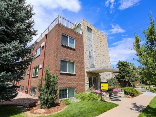 2 Br, 2 bath, Apartment 1 South Washington Street