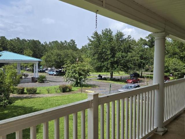 2 Br, 2 bath, Apartment 2045 3rd Avenue