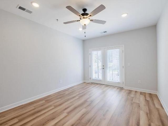 2 Br, 2 bath, Apartment 2076 Legacy Park Trail