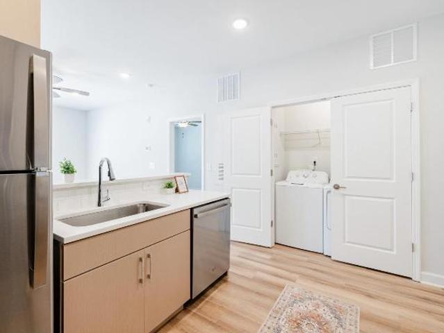 2 Br, 2 bath, Apartment 2076 Legacy Park Trail