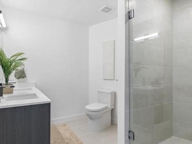 2 Br, 2 bath, Apartment 20775 NW 17th Ave