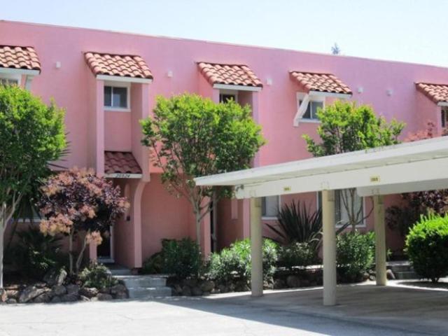 2 Br, 2 bath, Apartment 20824 Chester Street