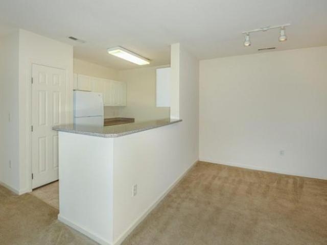 2 Br, 2 bath, Apartment 2001 Falls Boulevard