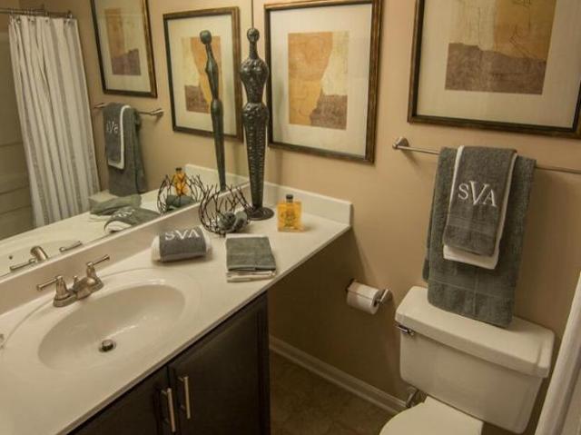 2 Br, 2 bath, Apartment 200 Copperline Dr