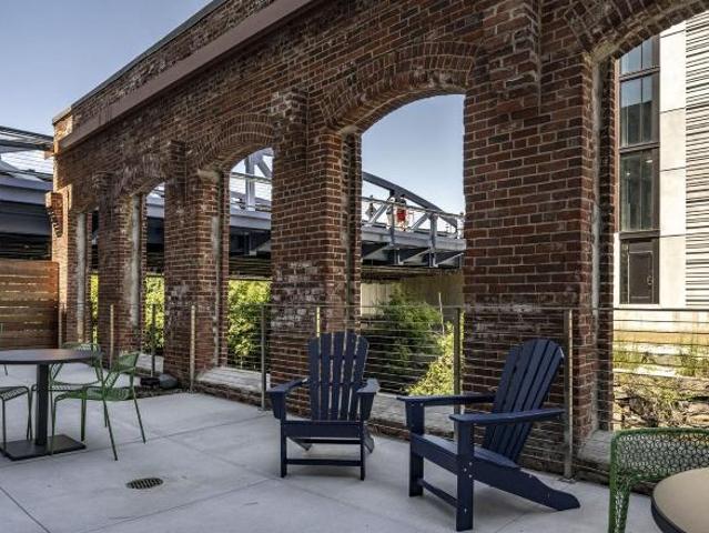 2 Br, 2 bath, Apartment 201 Canal St
