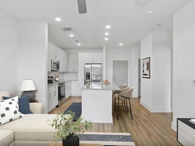2 Br, 2 bath, Apartment 201 Hospital Rd