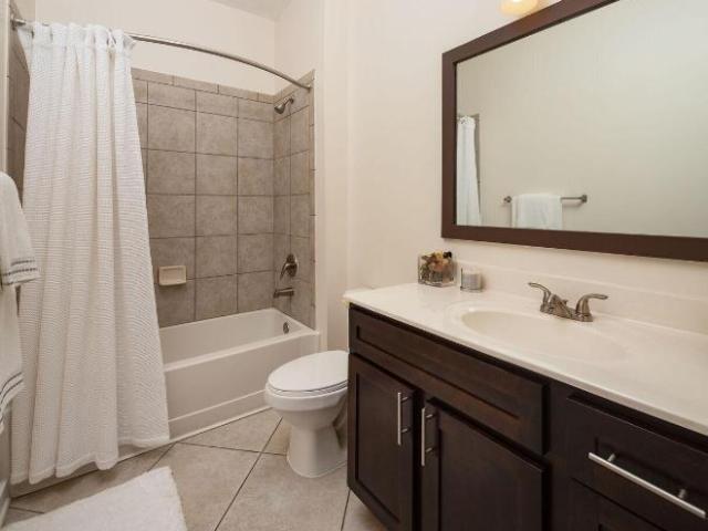 2 Br, 2 bath, Apartment 2020 Proximity Dr