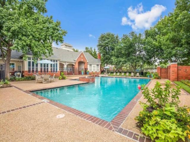 2 Br, 2 bath, Apartment 202 Santa Fe Trail