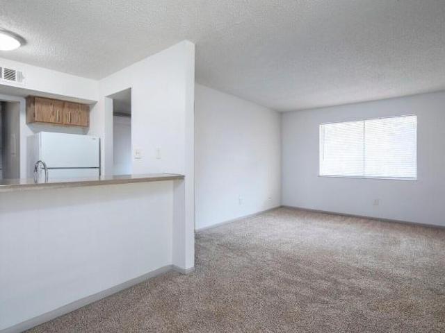 2 Br, 2 bath, Apartment 216 Westover Dr