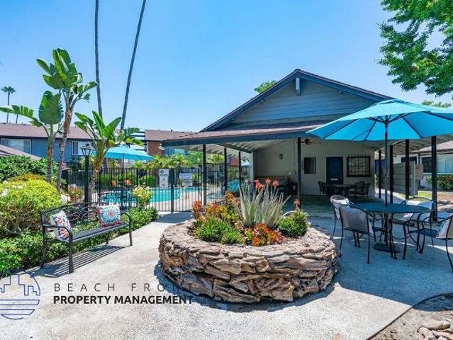 2 Br, 2 bath, Apartment 217 South Knott Avenue