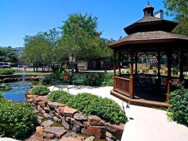 2 Br, 2 bath, Apartment 2121 Bear Creek Parkway
