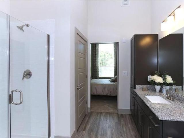 2 Br, 2 bath, Apartment 2245 Interstate North Parkway W