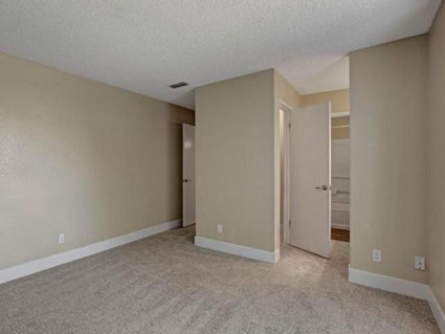 2 Br, 2 bath, Apartment 2264 Cottage Way