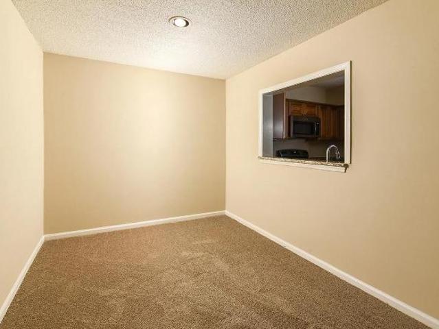 2 Br, 2 bath, Apartment 2274 Ashley River Rd