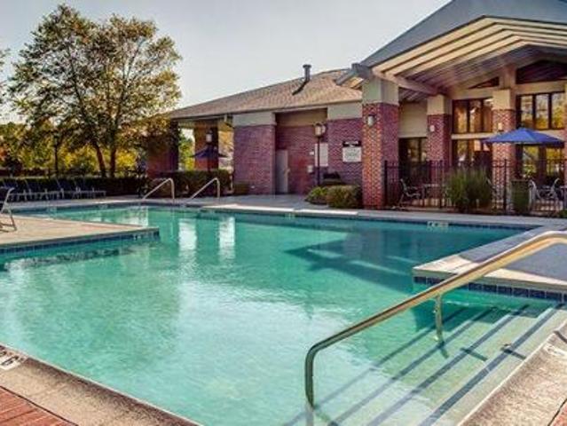 2 Br, 2 bath, Apartment 2288 Oakmeadow Drive