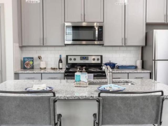 2 Br, 2 bath, Apartment 2200 Old Quacco Rd