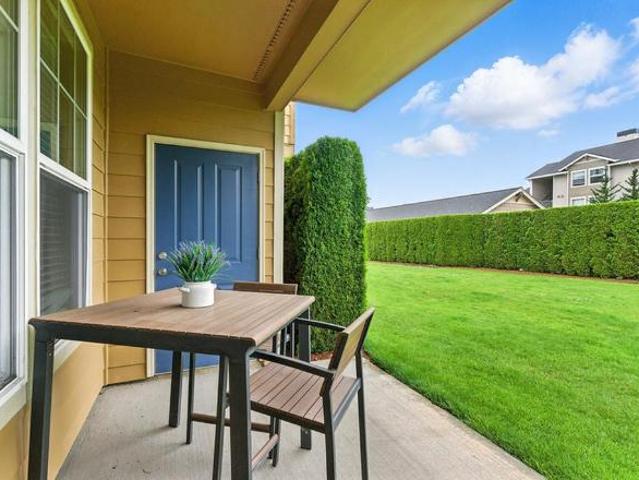 2 Br, 2 bath, Apartment 2201 NE 112th Ave