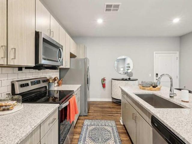2 Br, 2 bath, Apartment 2201 NW Federal Hwy