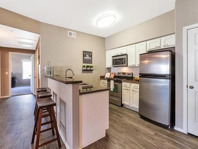 2 Br, 2 bath, Apartment 22280 S 209th Way