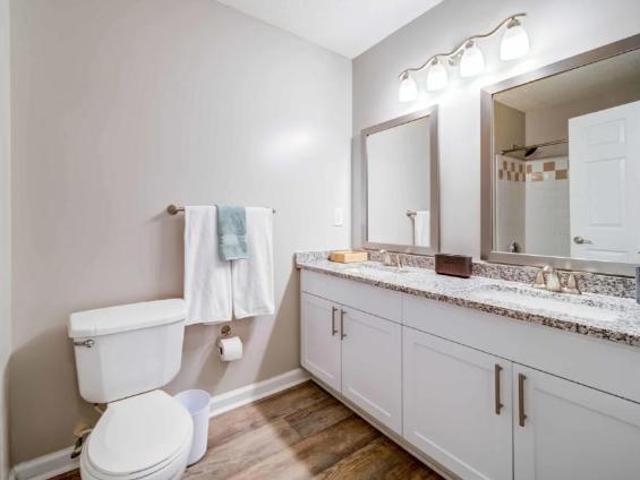 2 Br, 2 bath, Apartment 222 Old Fayetteville Rd