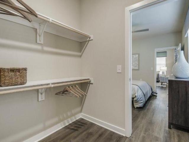 2 Br, 2 bath, Apartment 23555 N Desert Peak Pkwy