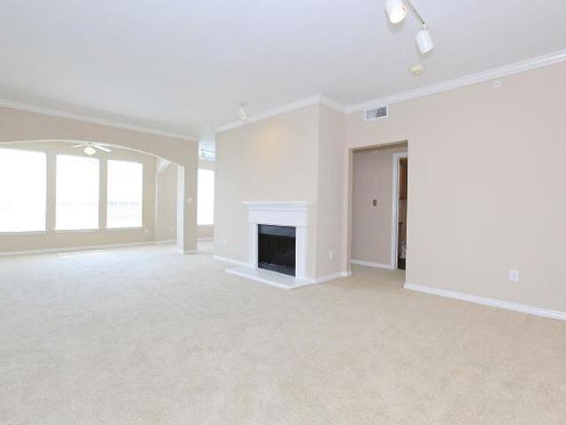 2 Br, 2 bath, Apartment 2355 Highway 360 N