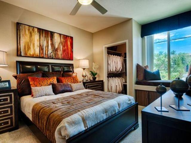 2 Br, 2 bath, Apartment 2300 W Pecos Rd