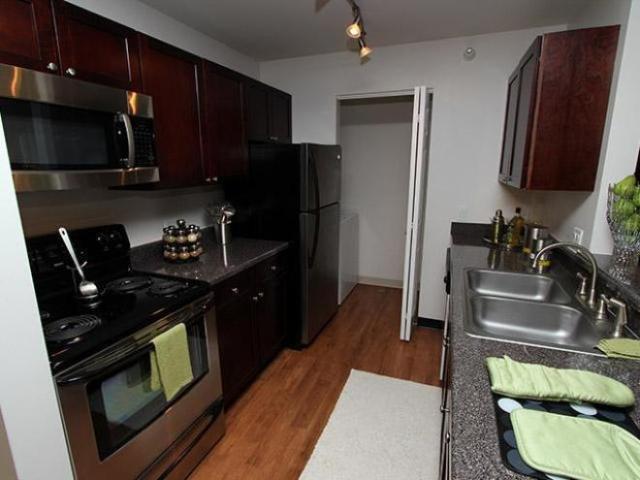 2 Br, 2 bath, Apartment 232 Butterfield Dr