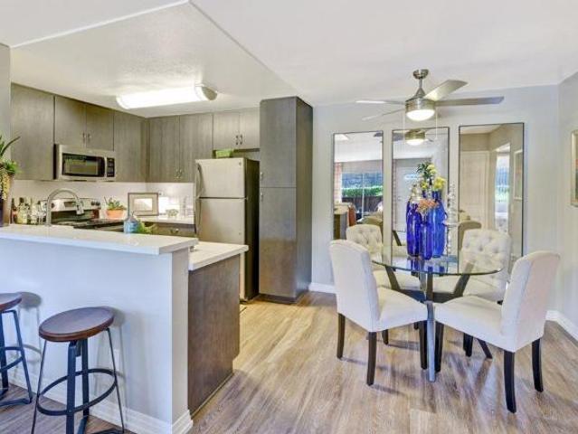 2 Br, 2 bath, Apartment 2450 Hilton Head Pl