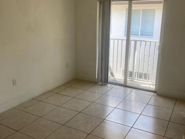 2 Br, 2 bath, Apartment 2405 West 78th Street