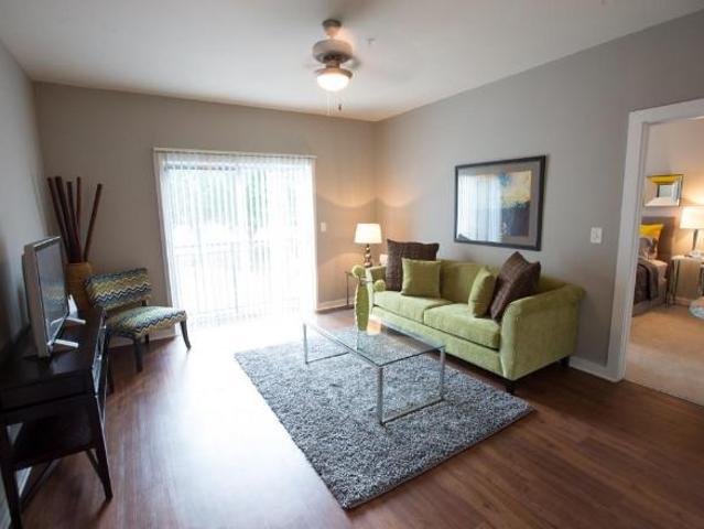 2 Br, 2 bath, Apartment 240 North Highland Avenue NE